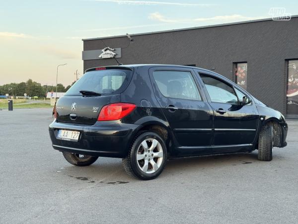 Peugeot 307 2005 in Kaunas, with an engine capacity of 1.50 L and mileage of 282 thousand km for 1500 €, photo 7 on AUTOMOTO.COM.LV