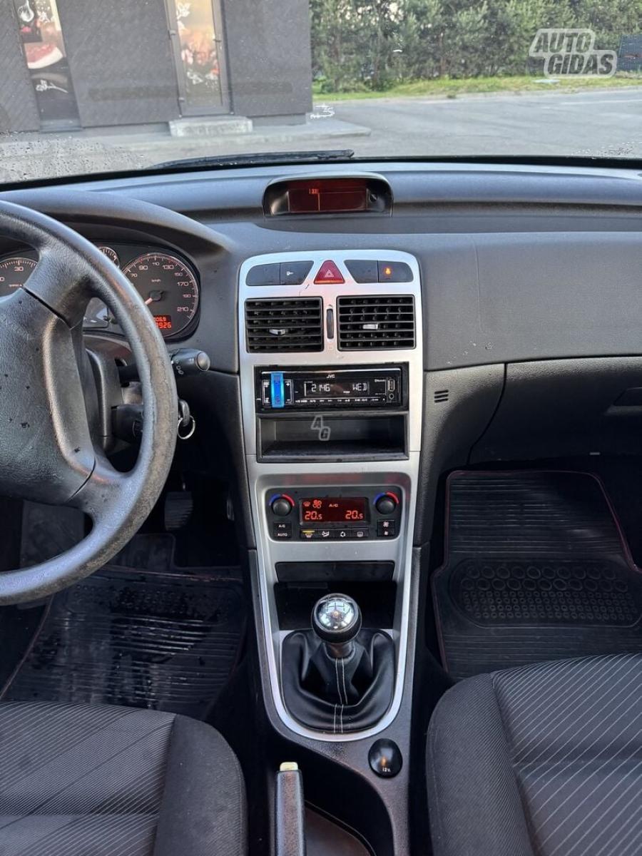 Пежо 307 2005 в Каунас, объемом двигателя 1.50 л и пробегом 282 тыс. км за 1500 €, фото 14 на AUTOMOTO.COM.LV