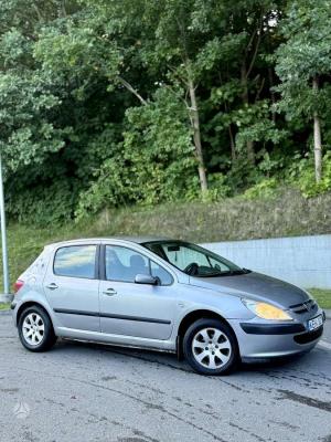 Peugeot 307 2005 Viļņa, ar dzinēja tilpumu 1.60 L un nobraukumu 251 tūkst. km par 750 €, foto 4 vietnē AUTOMOTO.COM.LV