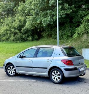 Peugeot 307 2005 Viļņa, ar dzinēja tilpumu 1.60 L un nobraukumu 251 tūkst. km par 750 €, foto 8 vietnē AUTOMOTO.COM.LV