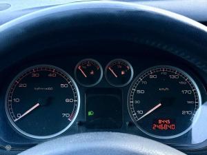 Peugeot 307 2005 Viļņa, ar dzinēja tilpumu 1.60 L un nobraukumu 251 tūkst. km par 750 €, foto 12 vietnē AUTOMOTO.COM.LV