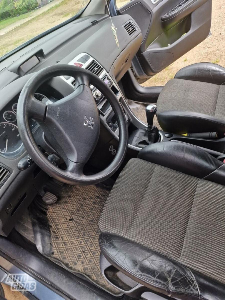 Peugeot 307 2005 Rietavas, ar dzinēja tilpumu 1.60 L un nobraukumu 303 tūkst. km par 700 €, foto 4 vietnē AUTOMOTO.COM.LV