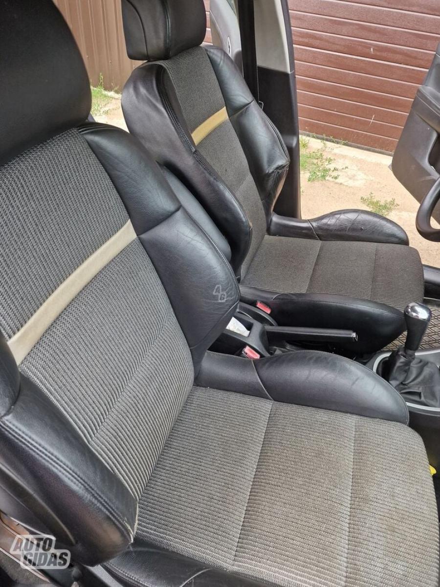 Peugeot 307 2005 Rietavas, ar dzinēja tilpumu 1.60 L un nobraukumu 303 tūkst. km par 700 €, foto 6 vietnē AUTOMOTO.COM.LV