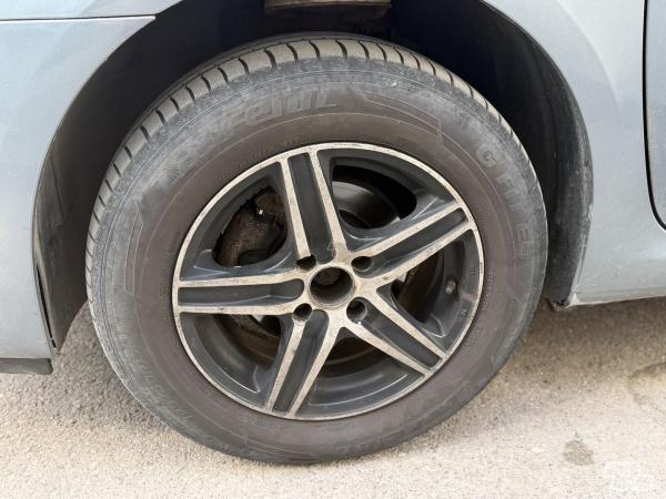 Peugeot 307 2006 Viļņa, ar dzinēja tilpumu 1.60 L un nobraukumu 365 tūkst. km par 750 €, foto 9 vietnē AUTOMOTO.COM.LV