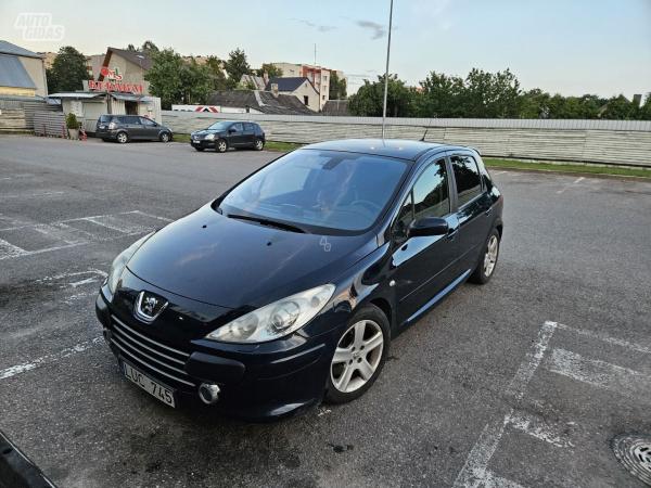 Peugeot 307 2006 in Prienai, with an engine capacity of 2.00 L and mileage of 300 thousand km for 900 €, photo 1 on AUTOMOTO.COM.LV