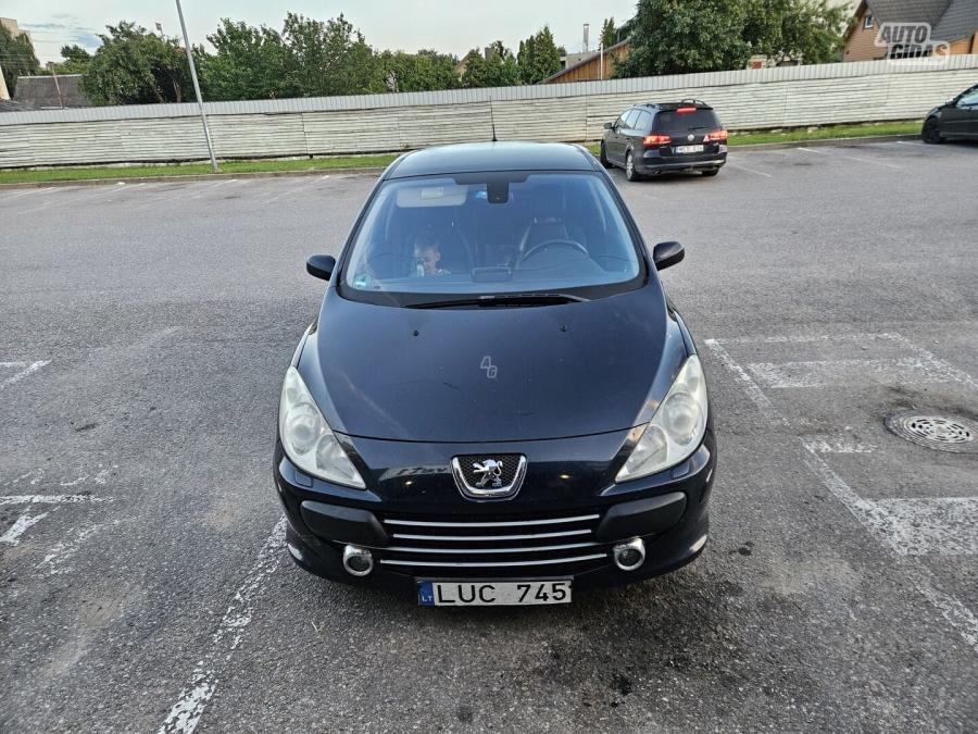 Peugeot 307 2006 in Prienai, with an engine capacity of 2.00 L and mileage of 300 thousand km for 900 €, photo 3 on AUTOMOTO.COM.LV