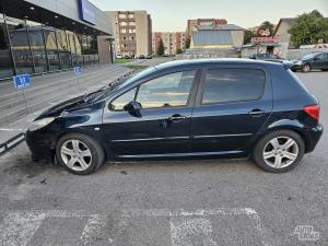 Peugeot 307 2006 in Prienai, with an engine capacity of 2.00 L and mileage of 300 thousand km for 900 €, photo 7 on AUTOMOTO.COM.LV