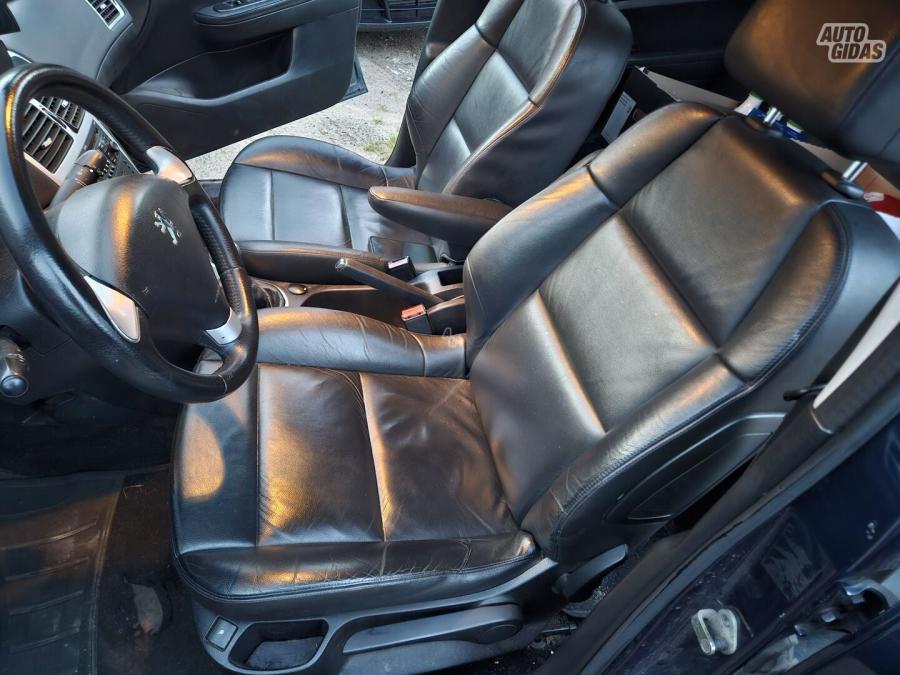 Peugeot 307 2006 in Prienai, with an engine capacity of 2.00 L and mileage of 300 thousand km for 900 €, photo 12 on AUTOMOTO.COM.LV