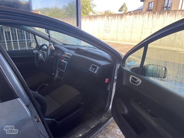 Peugeot 307 2006 Kauņa, ar dzinēja tilpumu 1.60 L un nobraukumu 332 tūkst. km par 1000 €, foto 4 vietnē AUTOMOTO.COM.LV