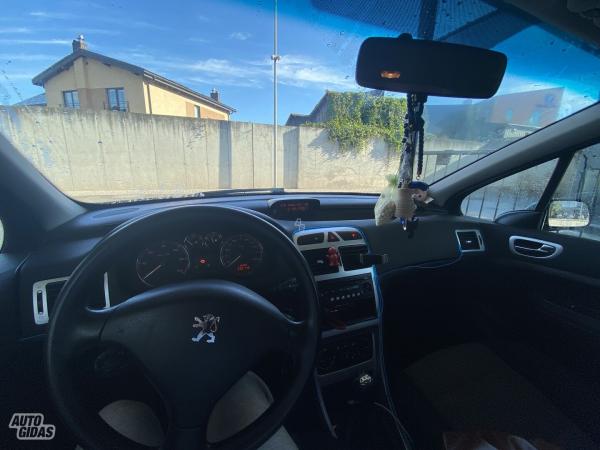 Peugeot 307 2006 Kauņa, ar dzinēja tilpumu 1.60 L un nobraukumu 332 tūkst. km par 1000 €, foto 9 vietnē AUTOMOTO.COM.LV