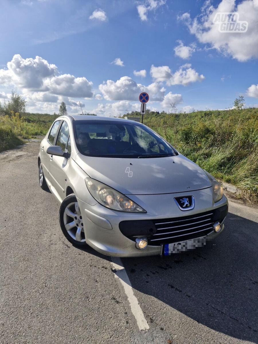 Peugeot 307 2006 Viļņa, ar dzinēja tilpumu 1.60 L un nobraukumu 185 tūkst. km par 900 €, foto 1 vietnē AUTOMOTO.COM.LV
