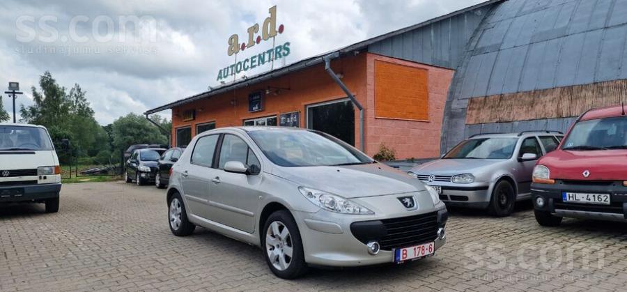 Peugeot 307 2007 Valmiera, ar dzinēja tilpumu 1.60 L un nobraukumu 337 tūkst. km par 1400 €, foto 1 vietnē AUTOMOTO.COM.LV