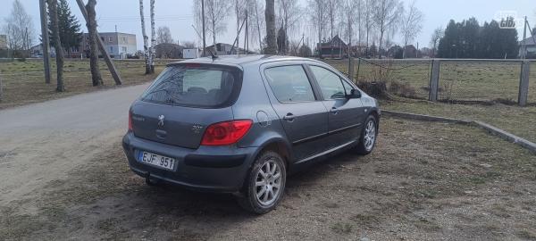 Peugeot 307 2007 in Telschi, with an engine capacity of 1.60 L and mileage of 280 thousand km for 750 €, photo 5 on AUTOMOTO.COM.LV