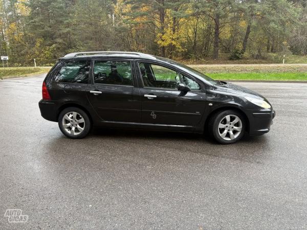 Peugeot 307 2005 in Anyksciai, with an engine capacity of 1.60 L and mileage of 399 thousand km for 750 €, photo 8 on AUTOMOTO.COM.LV