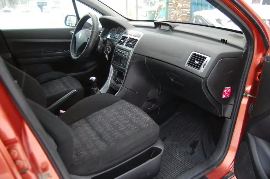 Oranžs Peugeot 307 2002 Jēkabpils, ar dzinēja tilpumu 1.60 L un nobraukumu 300 tūkst. km par 1300 €, foto 10 vietnē AUTOMOTO.COM.LV