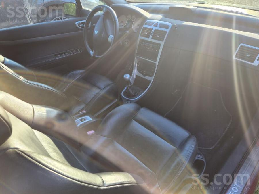 Sarkans Peugeot 307 2004 Jēkabpils, ar dzinēja tilpumu 2.00 L un nobraukumu 160 tūkst. km par 1000 €, foto 4 vietnē AUTOMOTO.COM.LV