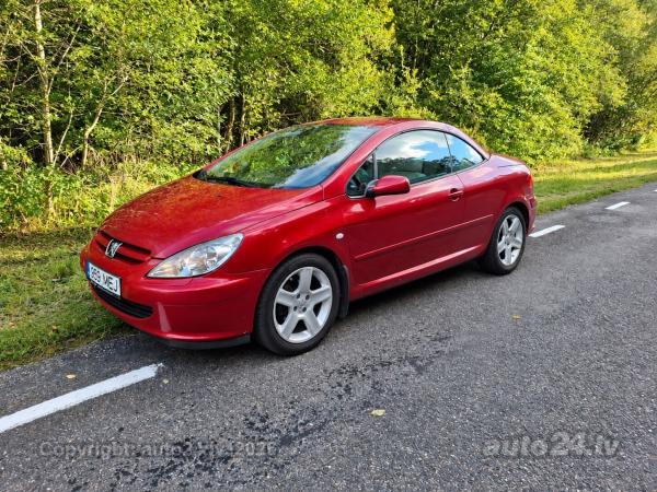 Peugeot 307 2004 in Narva on AUTOMOTO.COM.LV Red Peugeot 307 2004 in Narva, with an engine capacity of 2.00 L and mileage of 232 thousand km for 3600 €, photo 5 on AUTOMOTO.COM.LV