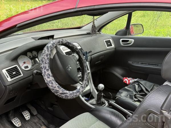 Red Peugeot 307 2005 in Riga, with an engine capacity of 2.00 L and mileage of 183 thousand km for 850 €, photo 6 on AUTOMOTO.COM.LV