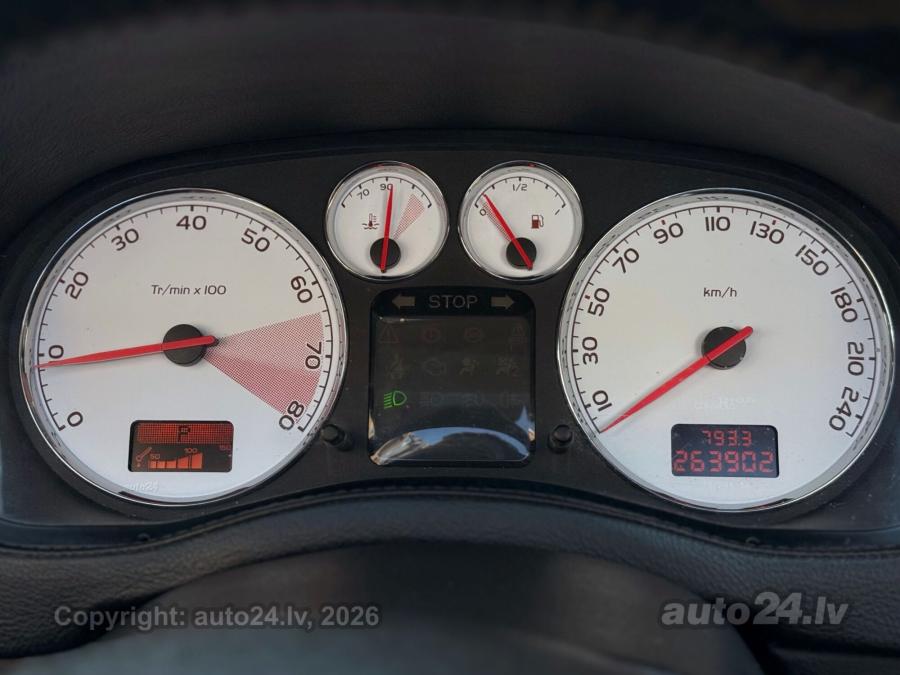 Red Peugeot 307 2007 in Tallinn, with an engine capacity of 2.00 L and mileage of 250 thousand km for 1499 €, photo 21 on AUTOMOTO.COM.LV