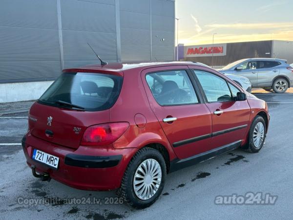 Sarkans Peugeot 307 2001 Rapla, ar dzinēja tilpumu 2.00 L un nobraukumu 0 tūkst. km par 1000 €, foto 3 vietnē AUTOMOTO.COM.LV
