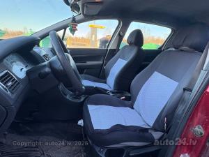 Красный Пежо 307 2001 в Рапла, объемом двигателя 2.00 л и пробегом 0 тыс. км за 1000 €, фото 9 на AUTOMOTO.COM.LV