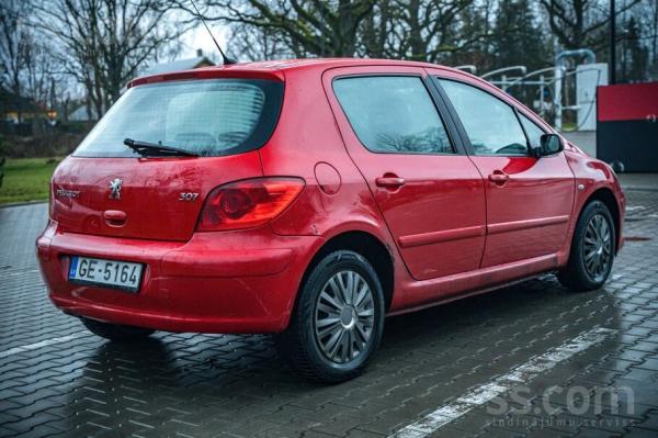 Red Peugeot 307 2006 in Riga, with an engine capacity of 1.60 L and mileage of 0 thousand km for 490 €, photo 4 on AUTOMOTO.COM.LV