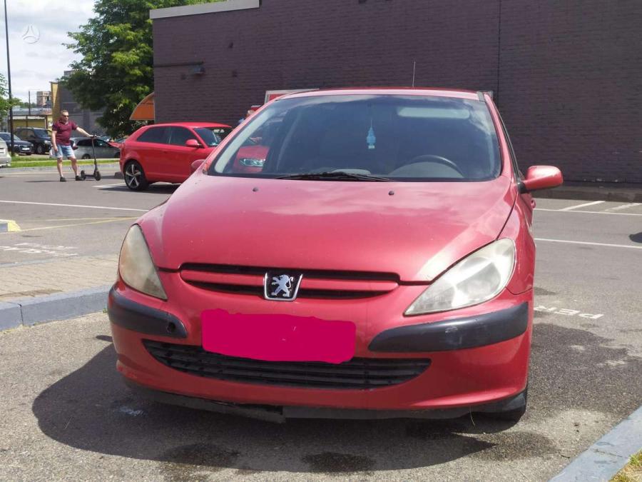 Sarkans Peugeot 307 2006 Viļņa, ar dzinēja tilpumu 2.00 L un nobraukumu 234 tūkst. km par 400 €, foto 3 vietnē AUTOMOTO.COM.LV