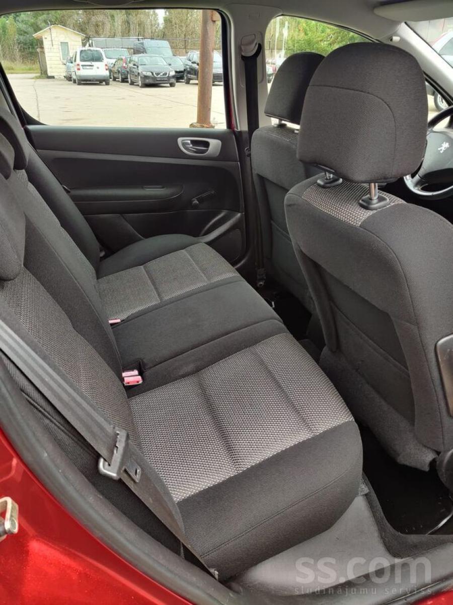 Red Peugeot 307 2007 in Riga, with an engine capacity of 1.60 L and mileage of 206 thousand km for 1750 €, photo 5 on AUTOMOTO.COM.LV