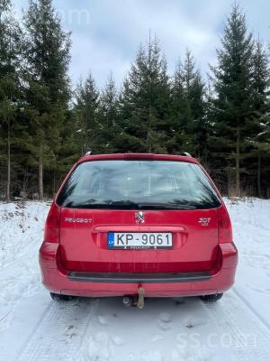Red Peugeot 307 2006 in Preili, with an engine capacity of 1.60 L and mileage of 383 thousand km for 1245 €, photo 5 on AUTOMOTO.COM.LV