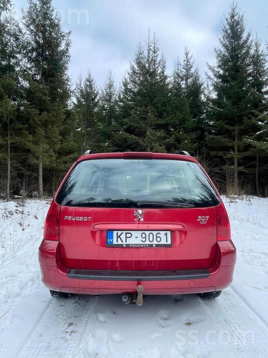 Red Peugeot 307 2006 in Preili, with an engine capacity of 1.60 L and mileage of 383 thousand km for 1245 €, photo 5 on AUTOMOTO.COM.LV
