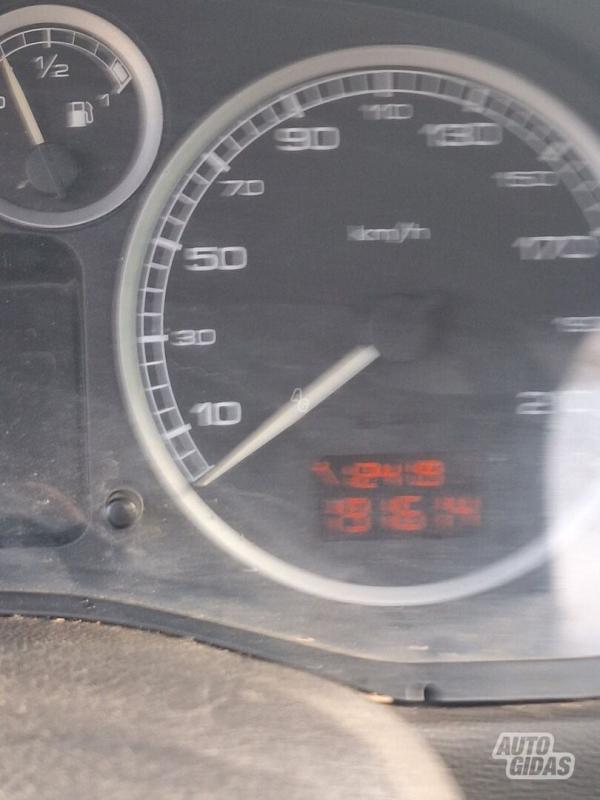 Peugeot 307 2001 KelmÄ vietnÄ Peugeot 307 2001 KelmÄ, ar dzinÄja tilpumu 1.60 L un nobraukumu 192 tÅ«kst. km par 500 ā¬, foto 5 vietnÄ AUTOMOTO.COM.LV