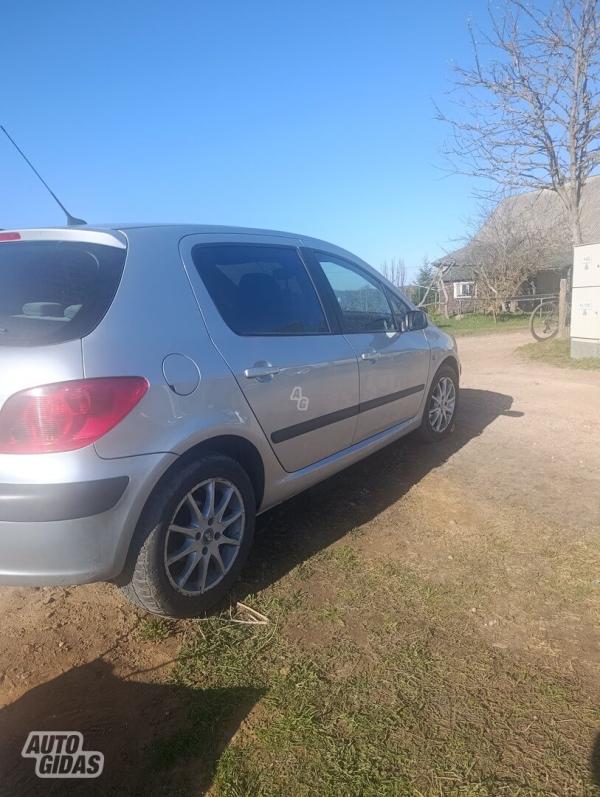 Peugeot 307 2004 Telšiai, ar dzinēja tilpumu 2.00 L un nobraukumu 361 tūkst. km par 700 €, foto 3 vietnē AUTOMOTO.COM.LV