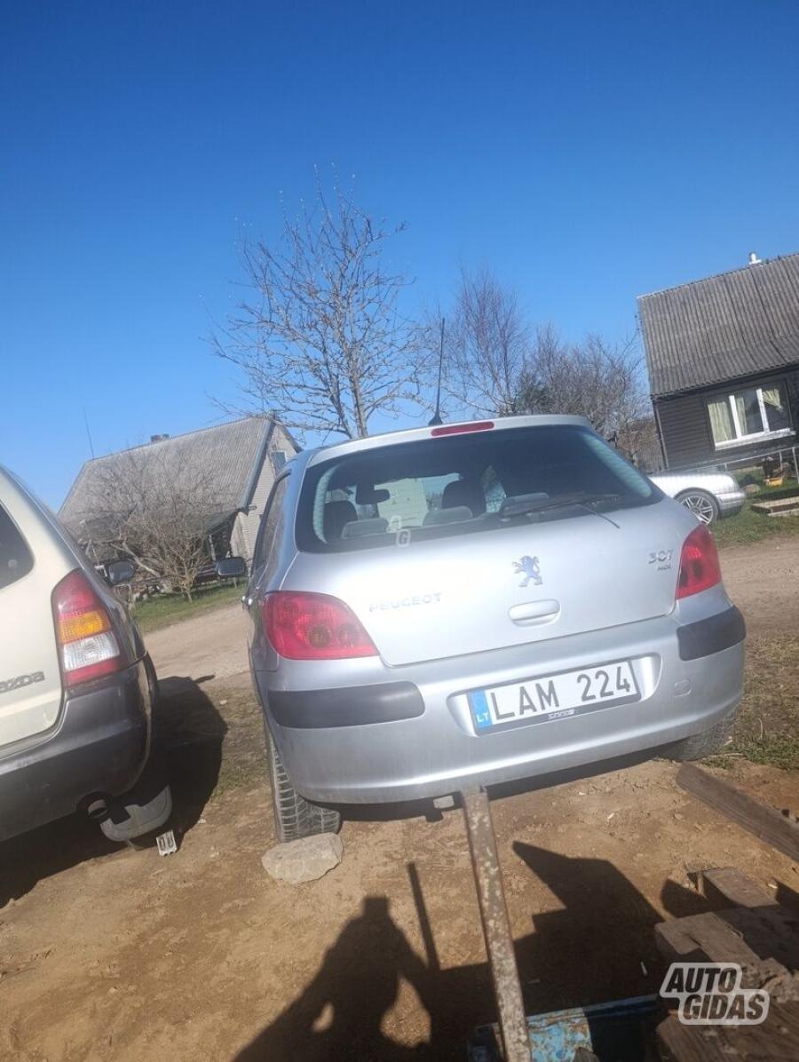 Peugeot 307 2004 Telšiai, ar dzinēja tilpumu 2.00 L un nobraukumu 361 tūkst. km par 700 €, foto 5 vietnē AUTOMOTO.COM.LV