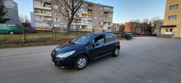 Peugeot 307 2007 in Klaipeda, with an engine capacity of 1.40 L and mileage of 297 thousand km for 1250 €, photo 2 on AUTOMOTO.COM.LV
