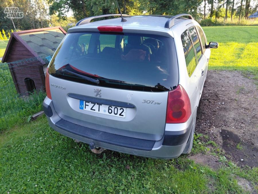 Peugeot 307 2002 in Silale, with an engine capacity of 2.00 L and mileage of 378 thousand km for 1000 €, photo 4 on AUTOMOTO.COM.LV