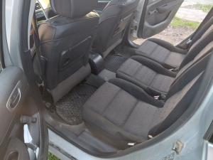 Peugeot 307 2002 in Silale, with an engine capacity of 2.00 L and mileage of 378 thousand km for 1000 €, photo 8 on AUTOMOTO.COM.LV