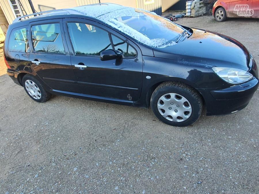 Peugeot 307 2004 Jurbarkas, ar dzinēja tilpumu 2.00 L un nobraukumu 281 tūkst. km par 1550 €, foto 3 vietnē AUTOMOTO.COM.LV
