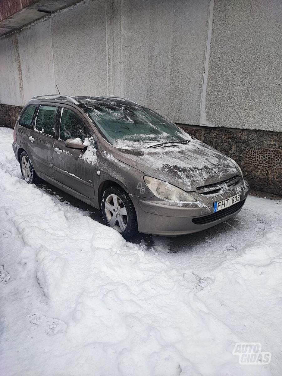 Peugeot 307 2004 in Kaunas, with an engine capacity of 1.60 L and mileage of 392 thousand km for 300 €, photo 1 on AUTOMOTO.COM.LV