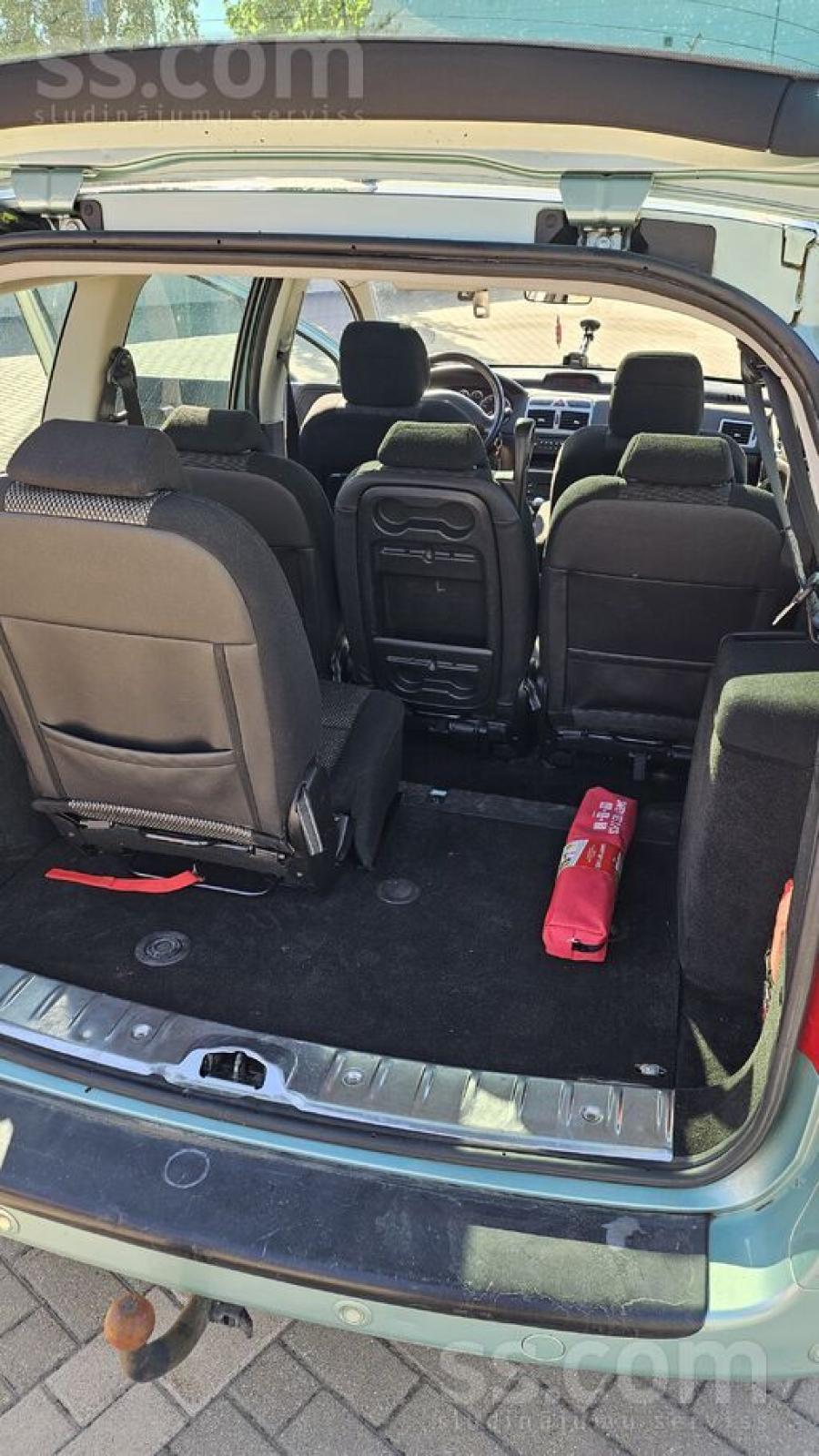 Peugeot 307 2004 Jēkabpils, ar dzinēja tilpumu 2.00 L un nobraukumu 253 tūkst. km par 1300 €, foto 7 vietnē AUTOMOTO.COM.LV