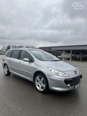 Peugeot 307 2005 in Siauliai, with an engine capacity of 1.60 L and mileage of 350 thousand km for 1150 €, photo 2 on AUTOMOTO.COM.LV
