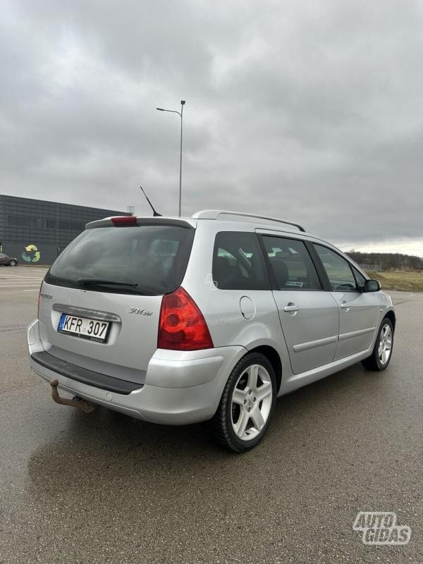 Peugeot 307 2005 Šauļi, ar dzinēja tilpumu 1.60 L un nobraukumu 350 tūkst. km par 1150 €, foto 5 vietnē AUTOMOTO.COM.LV
