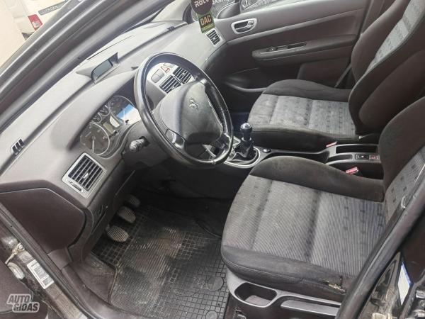 Peugeot 307 2005 Kauņa, ar dzinēja tilpumu 1.60 L un nobraukumu 270 tūkst. km par 950 €, foto 5 vietnē AUTOMOTO.COM.LV