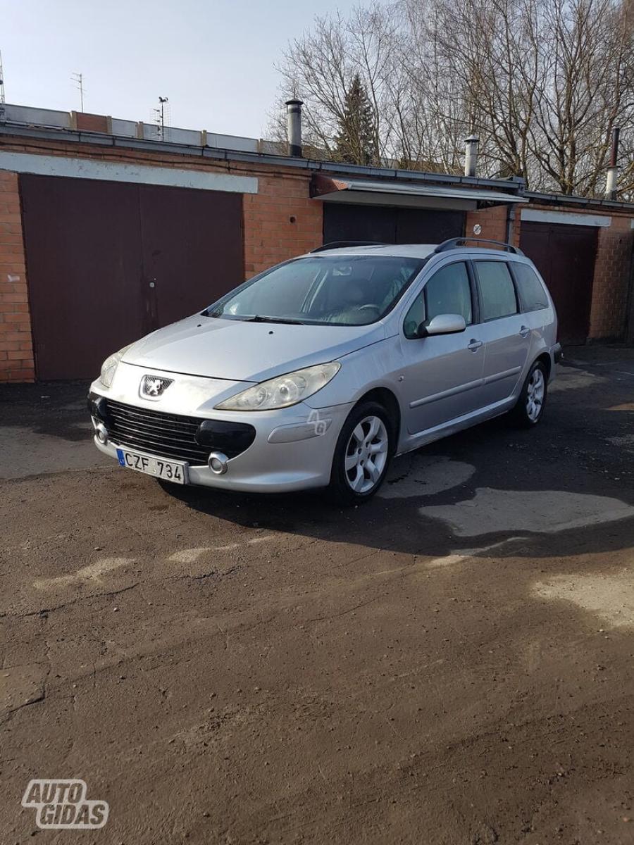 Peugeot 307 2006 in Siauliai, with an engine capacity of 1.60 L and mileage of 330 thousand km for 950 €, photo 4 on AUTOMOTO.COM.LV