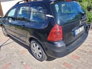 Peugeot 307 2006 in Kaunas, with an engine capacity of 1.60 L and mileage of 300 thousand km for 600 €, photo 3 on AUTOMOTO.COM.LV