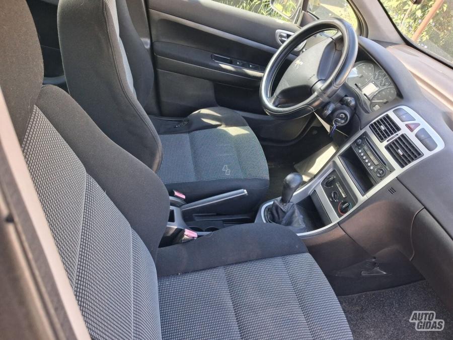 Peugeot 307 2006 in Kaunas, with an engine capacity of 1.60 L and mileage of 300 thousand km for 600 €, photo 6 on AUTOMOTO.COM.LV