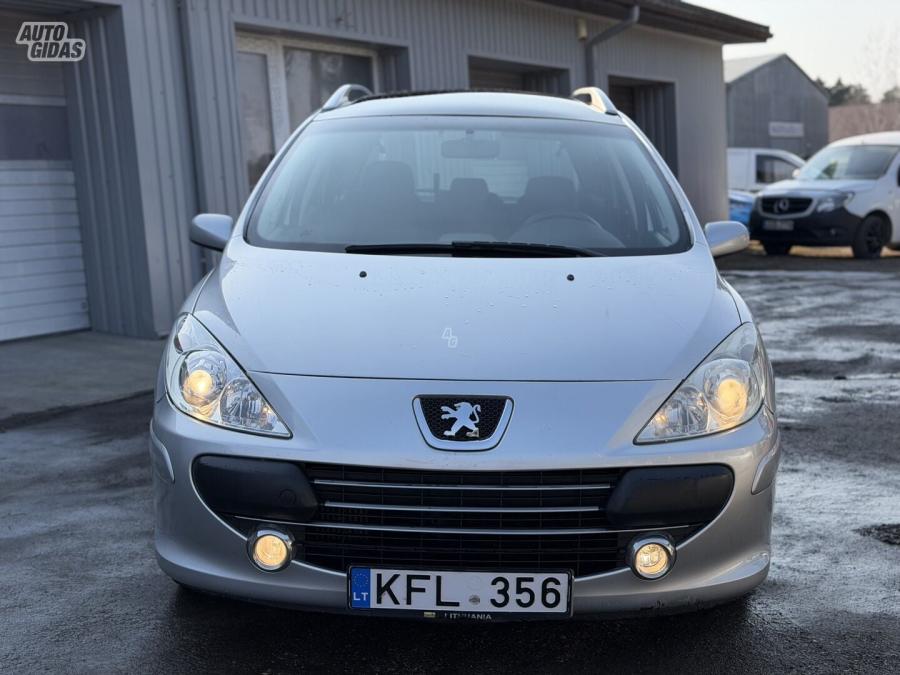 Peugeot 307 2008 Utena, ar dzinēja tilpumu 1.60 L un nobraukumu 283 tūkst. km par 1650 €, foto 3 vietnē AUTOMOTO.COM.LV