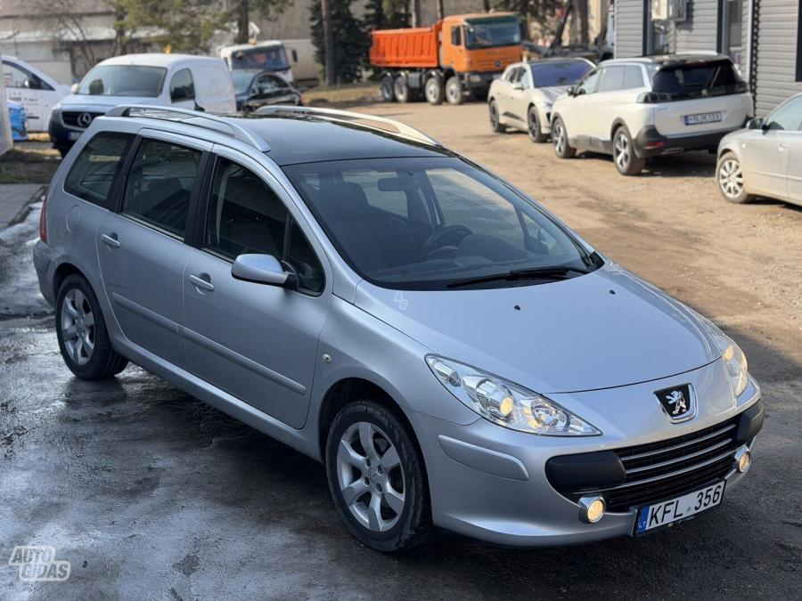 Peugeot 307 2008 Utena, ar dzinēja tilpumu 1.60 L un nobraukumu 283 tūkst. km par 1650 €, foto 4 vietnē AUTOMOTO.COM.LV