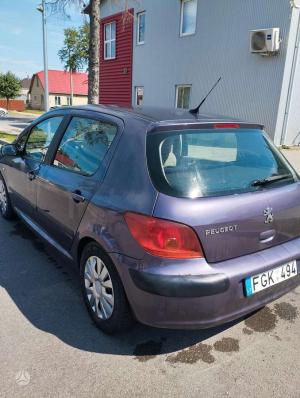 Violet Peugeot 307 2001 in Panevezys, with an engine capacity of 2.00 L and mileage of 326 thousand km for 500 €, photo 3 on AUTOMOTO.COM.LV