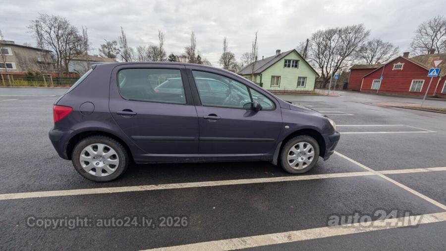 Violets Peugeot 307 2003 Rakvere, ar dzinēja tilpumu 1.60 L un nobraukumu 200 tūkst. km par 999 €, foto 4 vietnē AUTOMOTO.COM.LV