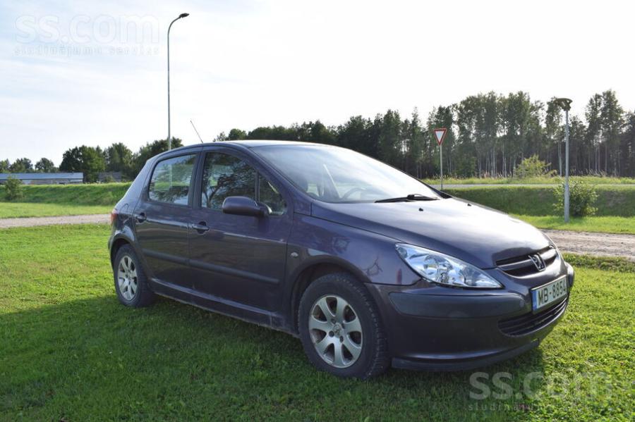 Violet Peugeot 307 2003 in Valmiera, with an engine capacity of 1.60 L and mileage of 340 thousand km for 990 €, photo 5 on AUTOMOTO.COM.LV